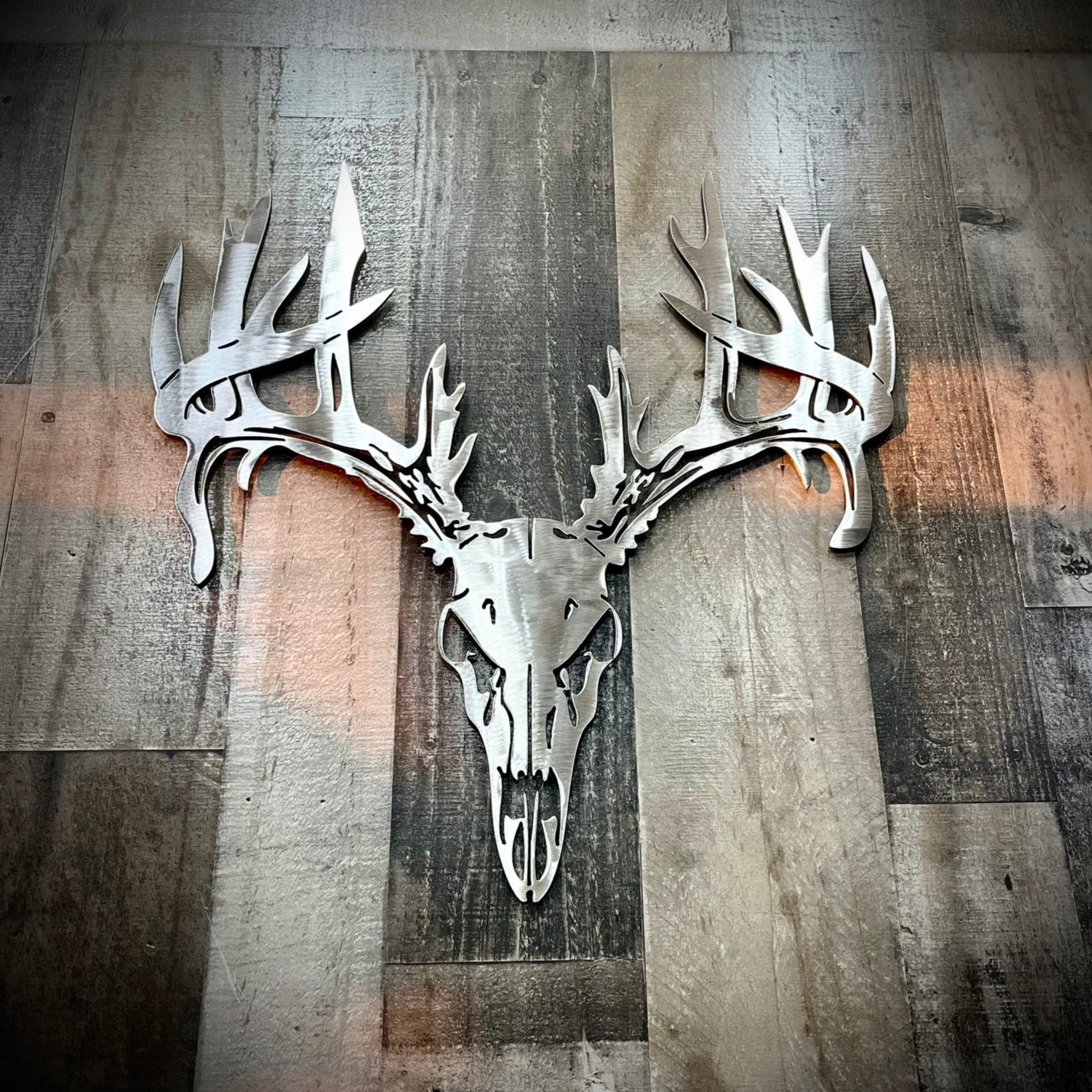 Steel Whitetail Buck Skull Wall Art – Metal Deer Hunting Décor
